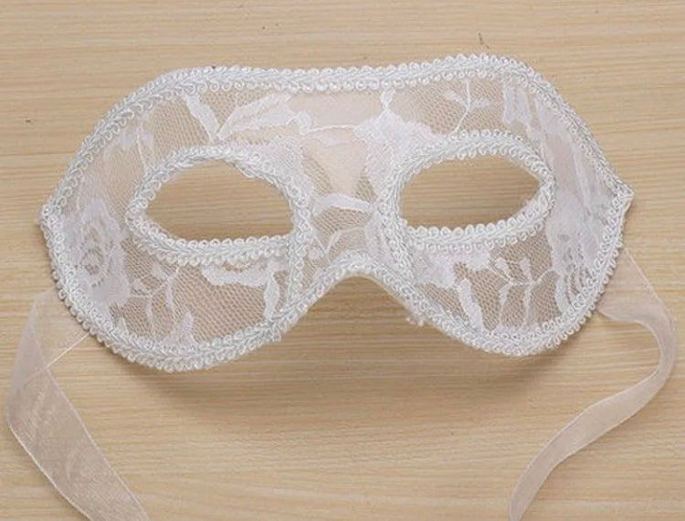 Lace Masquerade mask – Tiaras and More